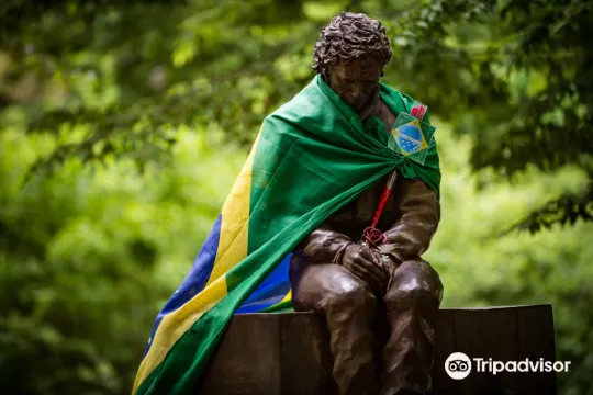 Ayrton Senna monument|伊莫拉Ayrton Senna monument玩樂門票預訂|Ayrton Senna ...