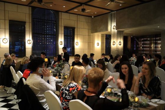 上海ROOF 325 RESTAURANT BAR攻略,ROOF 325 RESTAURANT BAR特色菜推荐/菜单/人均消费/电话/地址 ...