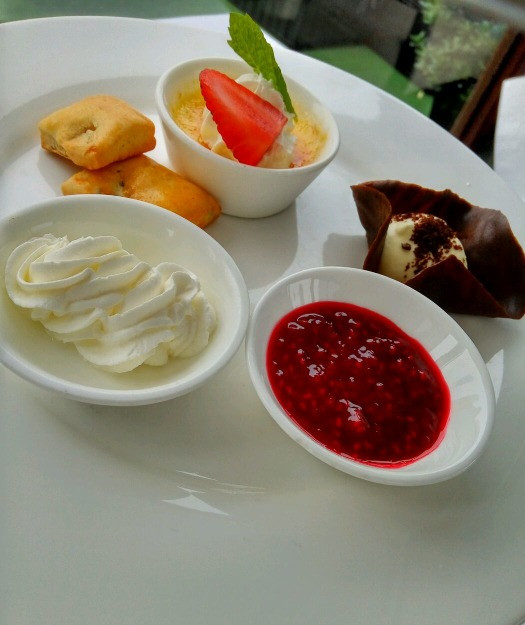 上海ROOF 325 RESTAURANT&BAR攻略,ROOF 325 RESTAURANT&BAR特色菜推荐/菜单/人均消费/电话/地址 ...