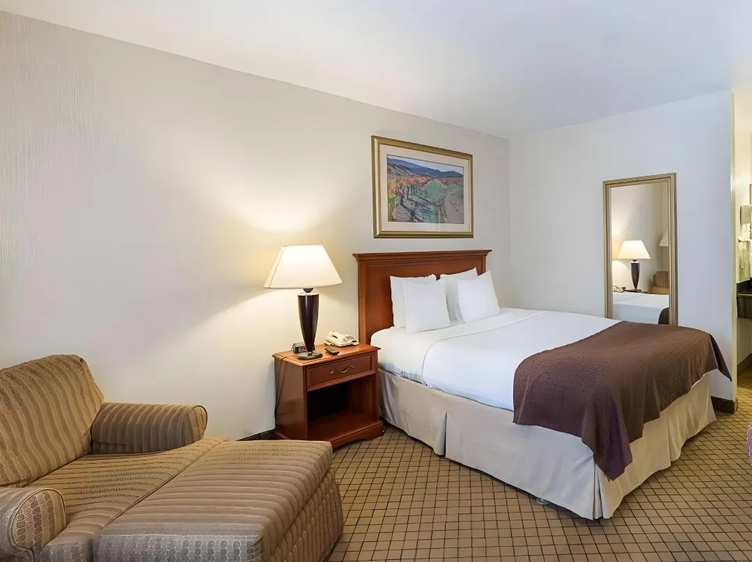 Greentree Hotel & Extended Stay I-10 Fwy Houston, Channelview, Baytown - Crosby, TX