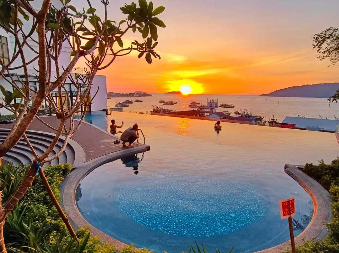 Covesign Suite, The Shore Kota Kinabalu City Centre - Kota Kinabalu