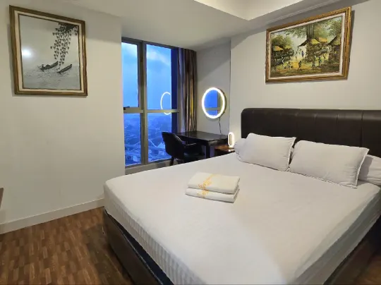 Sea View With Bridge @Gold Coast 1br At 33rd - Jakarta