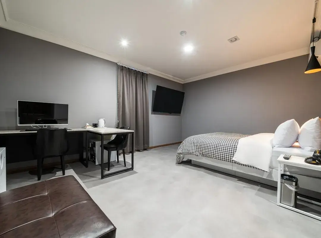 Hotel And - Suwon