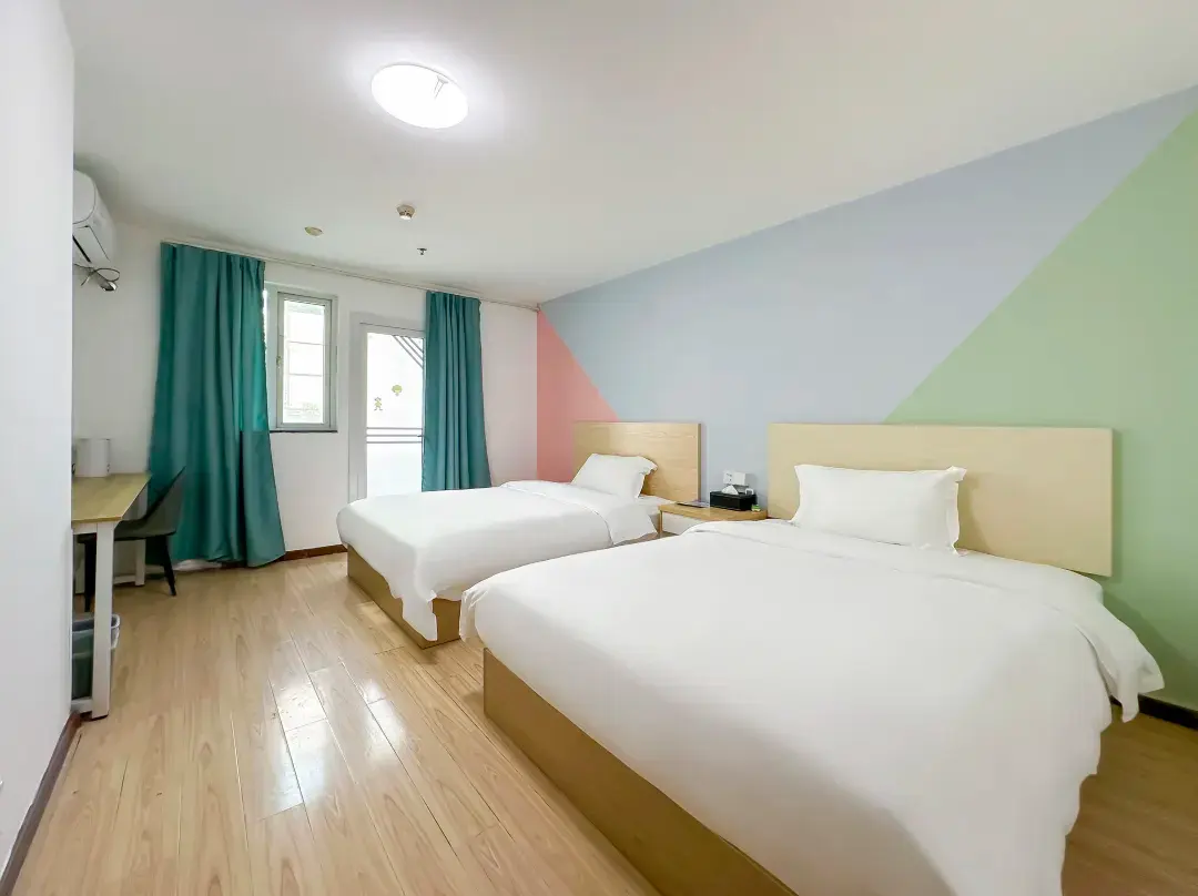 Penglai Apartment Hotel - Hong Kong