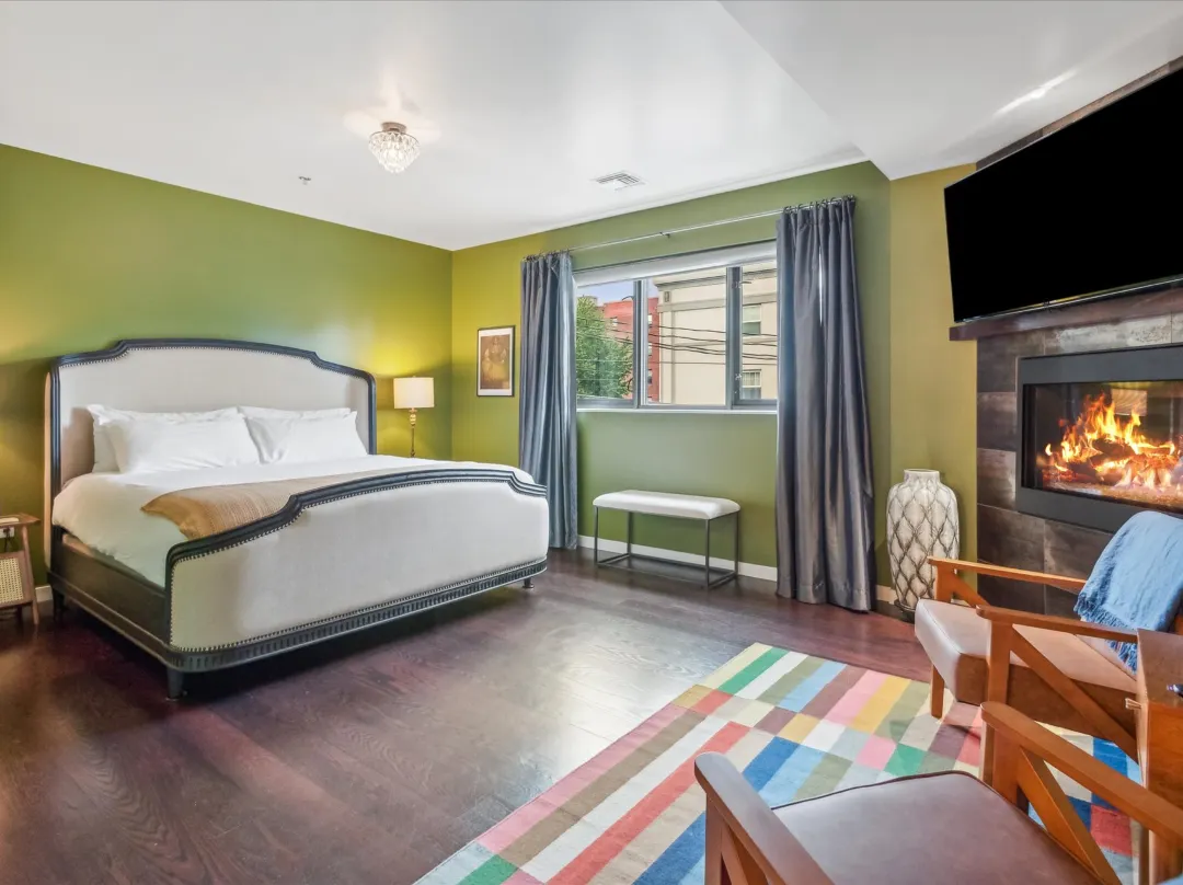 Violetsuitespdx Boutique Hotel - Happy Valley, OR