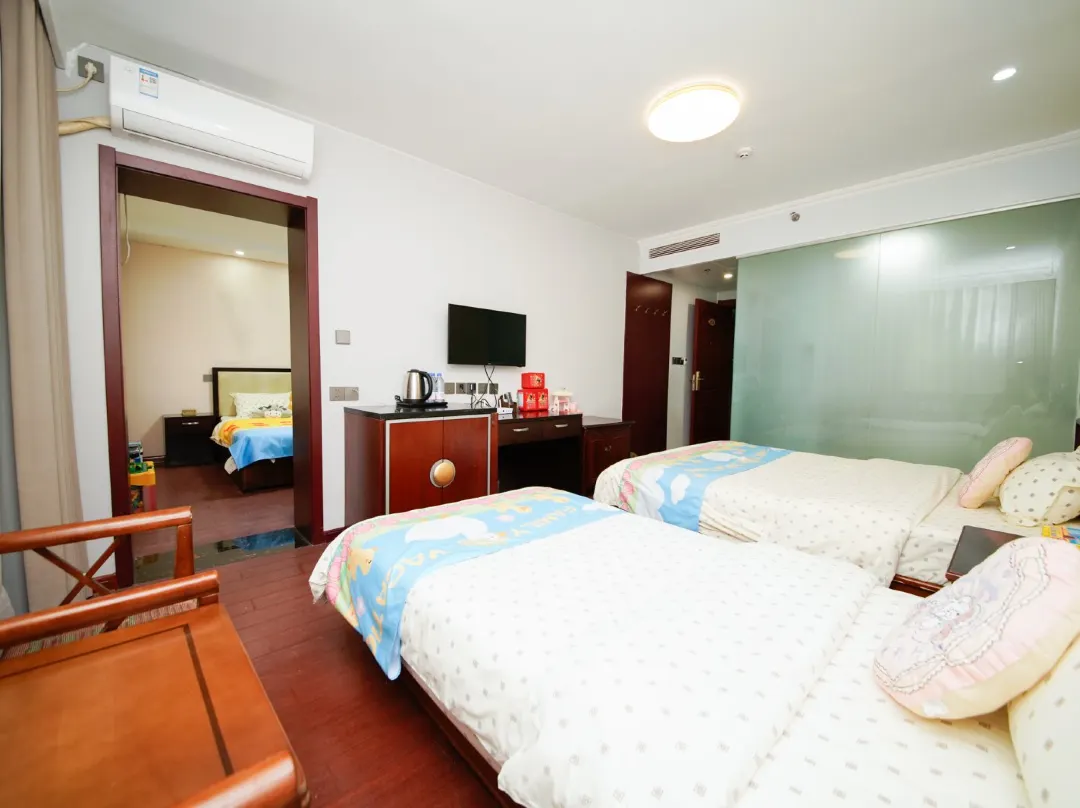 Metallurgical Hotel - 지난 시
