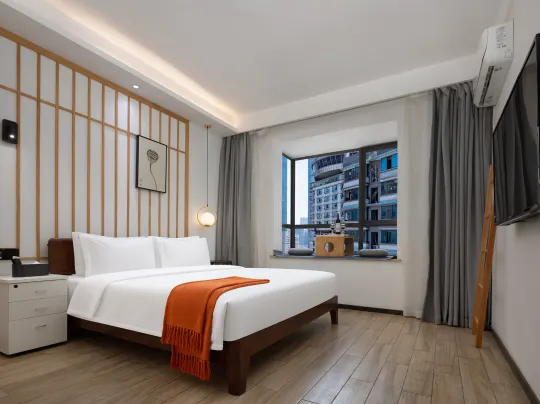 May First Beauty Stay (Changsha Ifs Guojin Center Wuyi Square Metro Station Store - Changsha