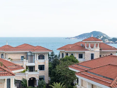 Beautiful Industry, Facing The Sea - Kaohsiung