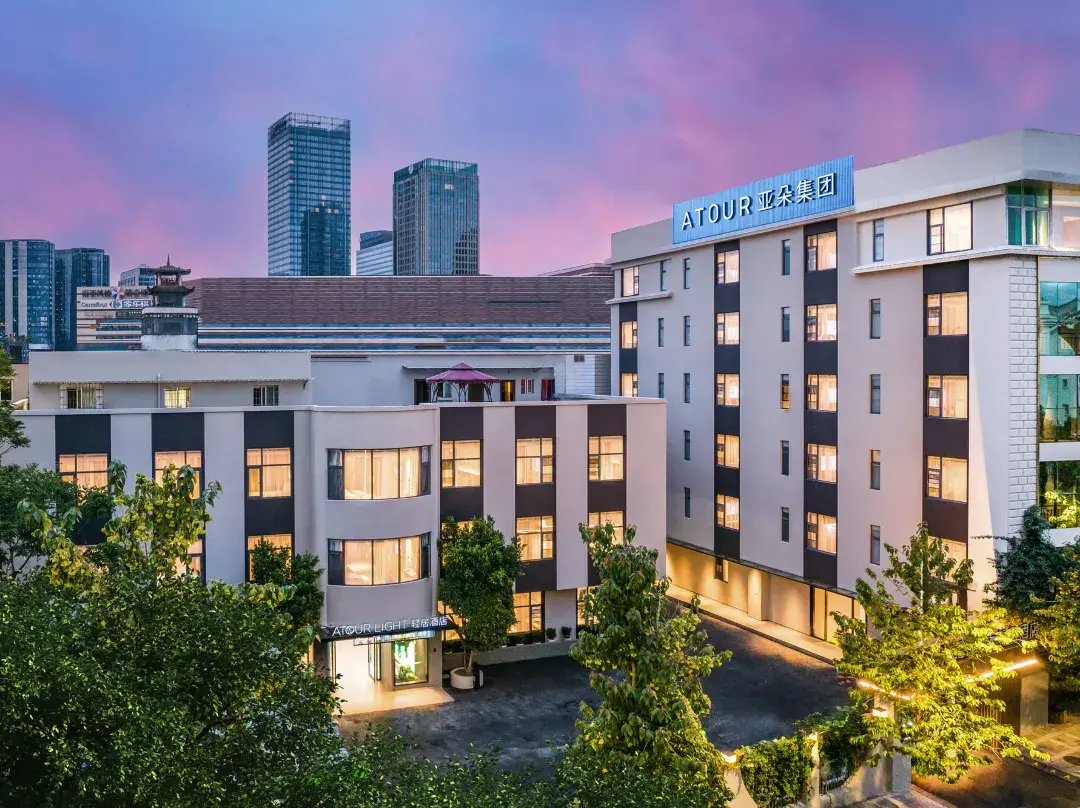 Kunming Dianchi Road South Asia Style First City Qingju Hotel Qingju Hotel - Kunming