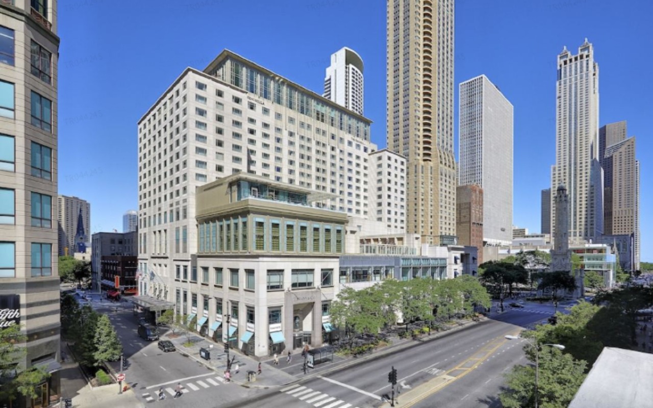 The Peninsula Chicago official site! Best price guarantee!