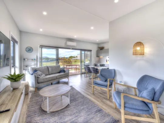 Archella 2 - Coles Bay