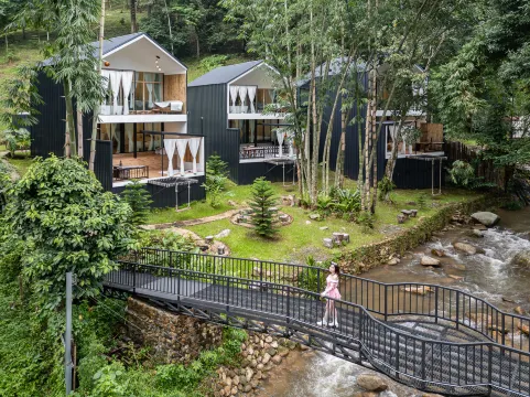 Inthada At Mae Kampong - Doi Saket District