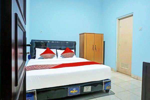 Hotel O J&b Rooms Tomang预订价格,联系电话位置地址【携程酒店】