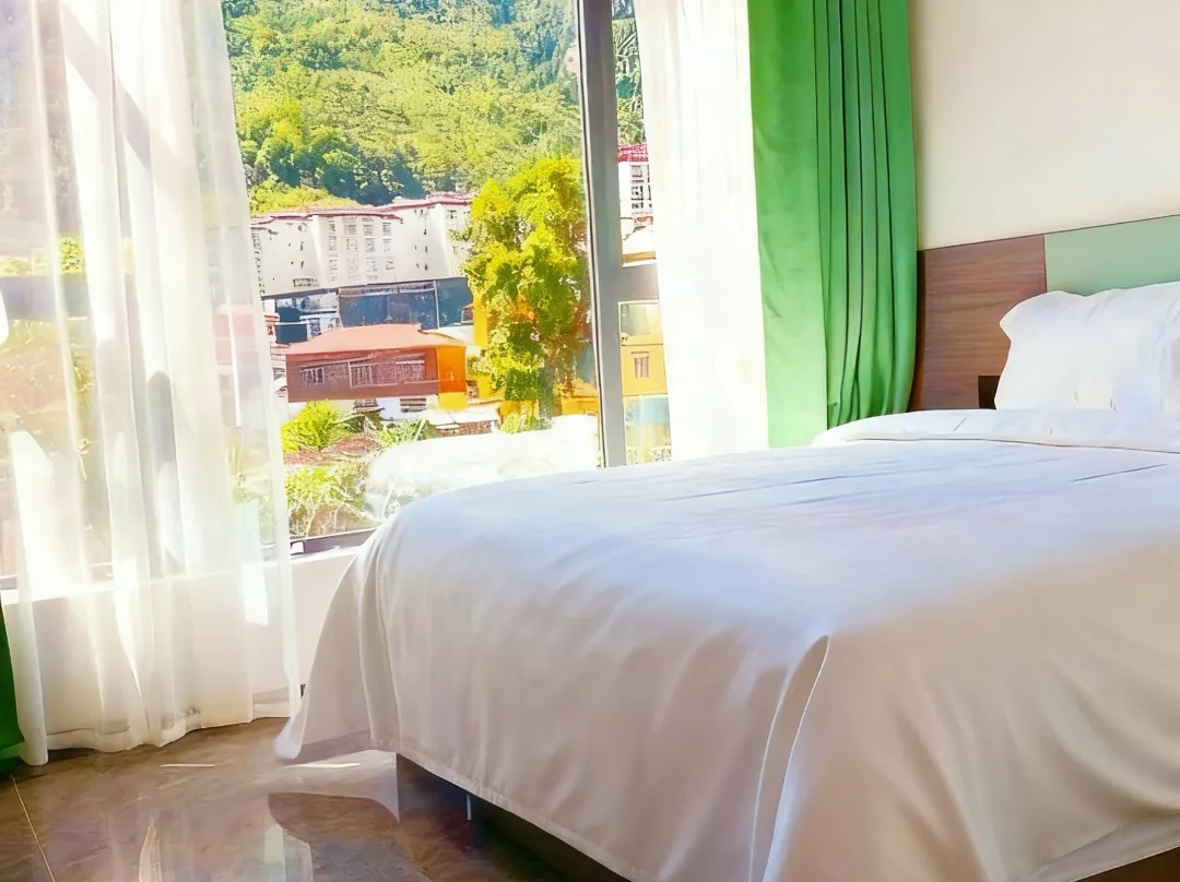 Motuo Yishui Lanting Hotel - Arunachal Pradesh