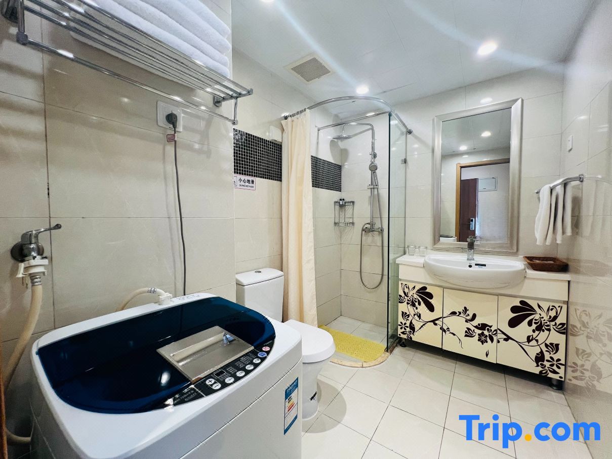 Byside Hotel (Wangjing SOHO Futong Subway Station) Book / Directions ...