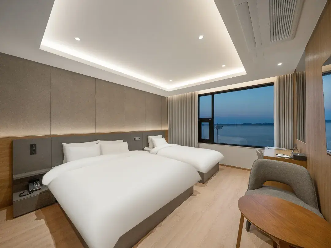 Pohang Yeongildae Beach Hotel - Pohang-si