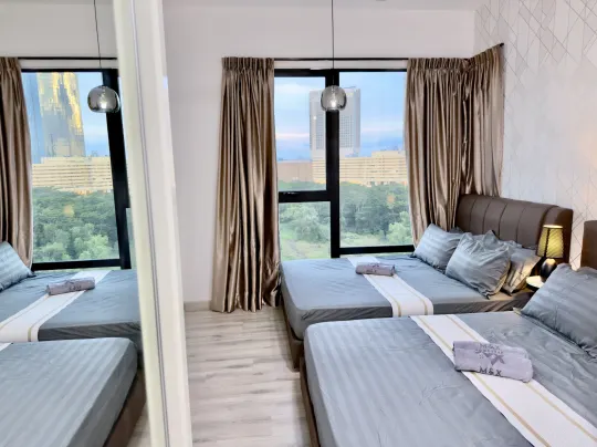 Midvalley Southkey Mosaic 6-9pax Netflix-smarttv70inch - Johor Bahru