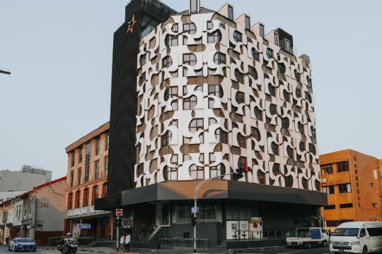 阿米瑟酒店-吉真那(Amrise Hotel Kitchener)预订价格,联系电话位置地址【携程酒店】