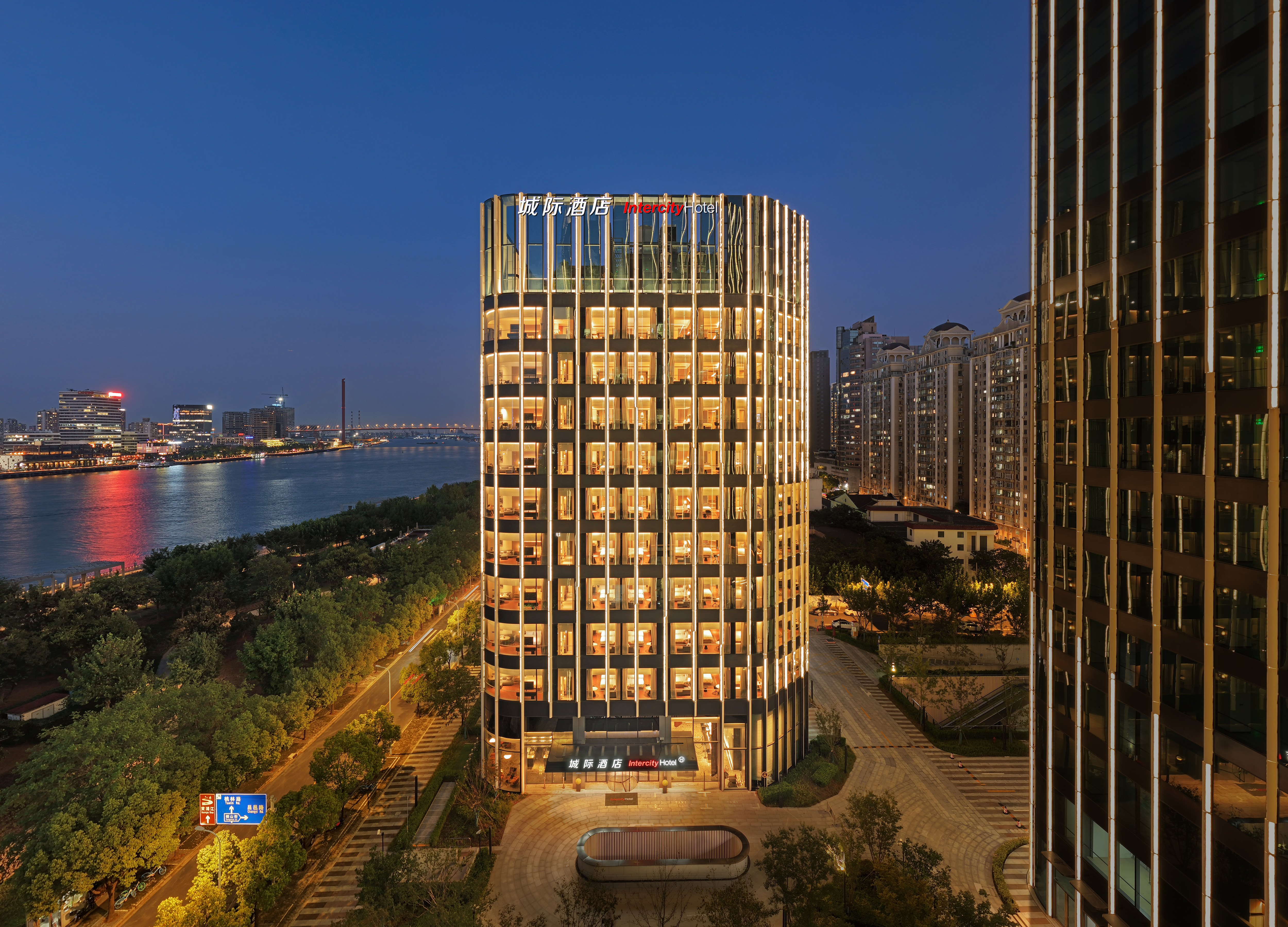 上海陆家嘴滨江中心城际酒店|Shanghai Lujiazui Riverside Centre Intercity Hotel|酒店预订