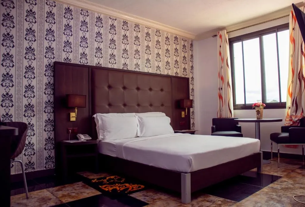 New Heaven Hotel - Jaunde