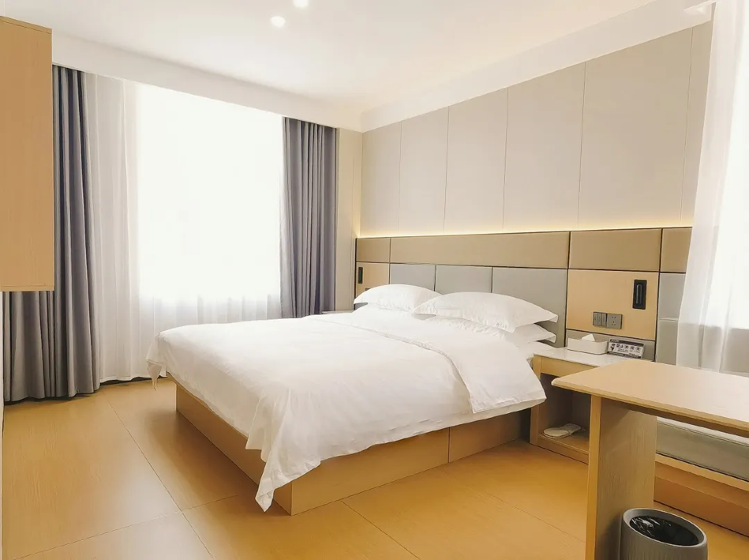 Baiyue Hotel - 南陽市