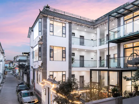 Light Su Light Luxury B&b - Dali