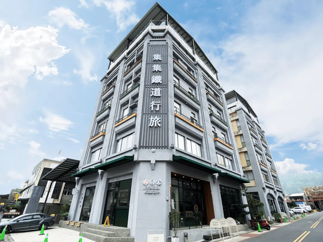 Hotel Jiji Plus - Jiji