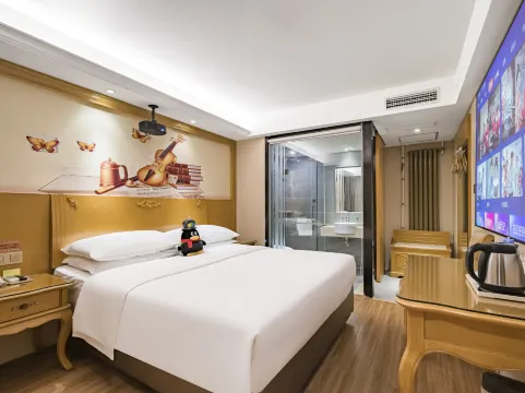 Vienna Classic Hotel ) - Tianjín