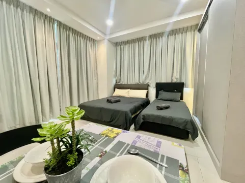 Kuching City Center Riverine With Garden View - Kuching