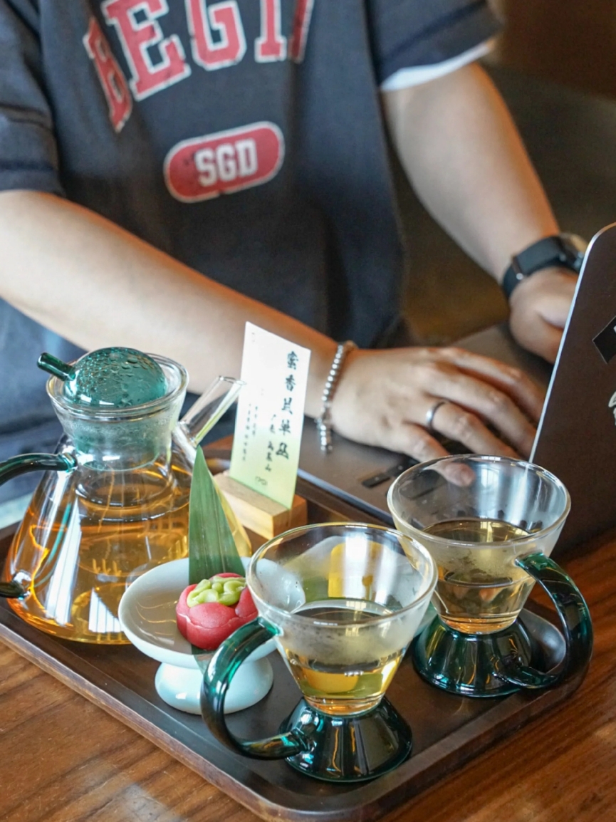 南京1701 Music Bar(金茂览秀城店)攻略,1701 Music Bar(金茂览秀城店)特色菜推荐/菜单/人均消费/电话/地址/菜系 ...