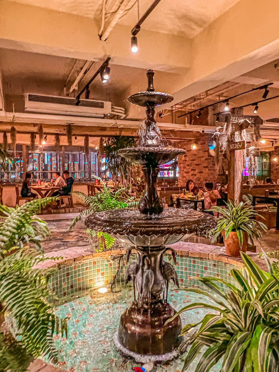 广州SUPA FAMA农场西餐(体育西路店)攻略,SUPA FAMA农场西餐(体育西路店)特色菜推荐/菜单/人均消费/电话/地址/菜系/点评 ...