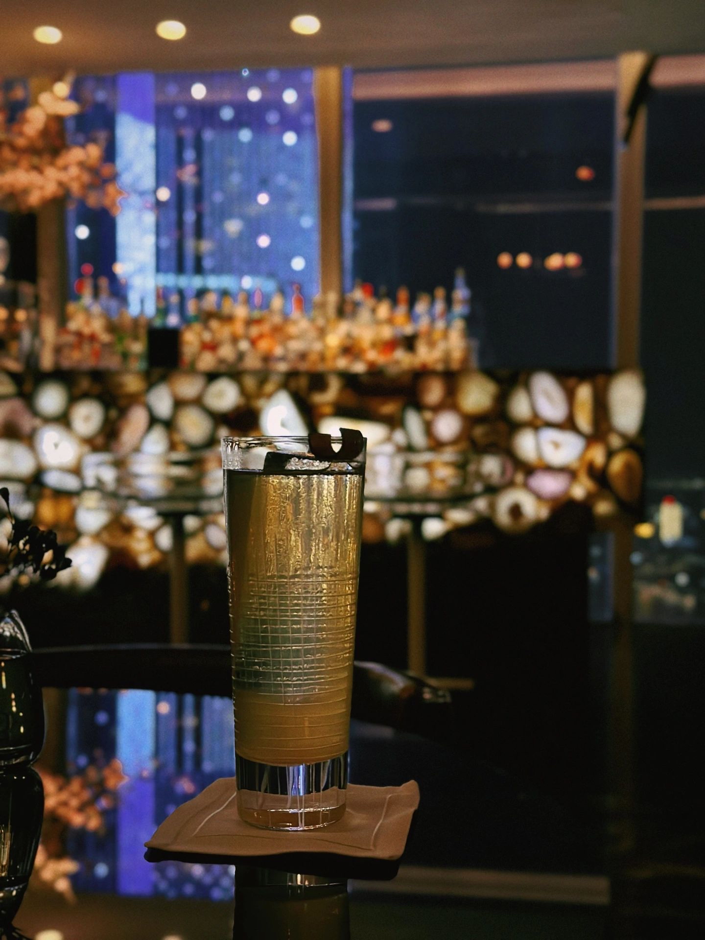 广州广州四季酒店·Tian bar 天吧攻略,广州四季酒店·Tian bar 天吧特色菜推荐/菜单/人均消费/电话/地址/菜系/点评/营业时间 ...