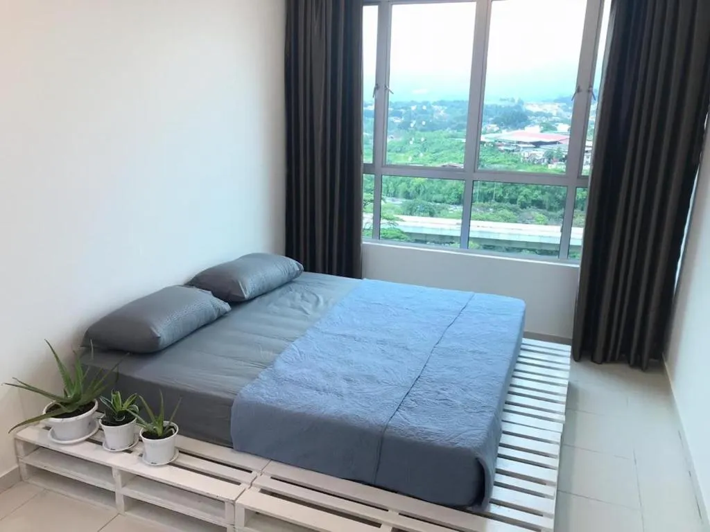 Zizz Homestay - The Pallet Home - Petaling Jaya