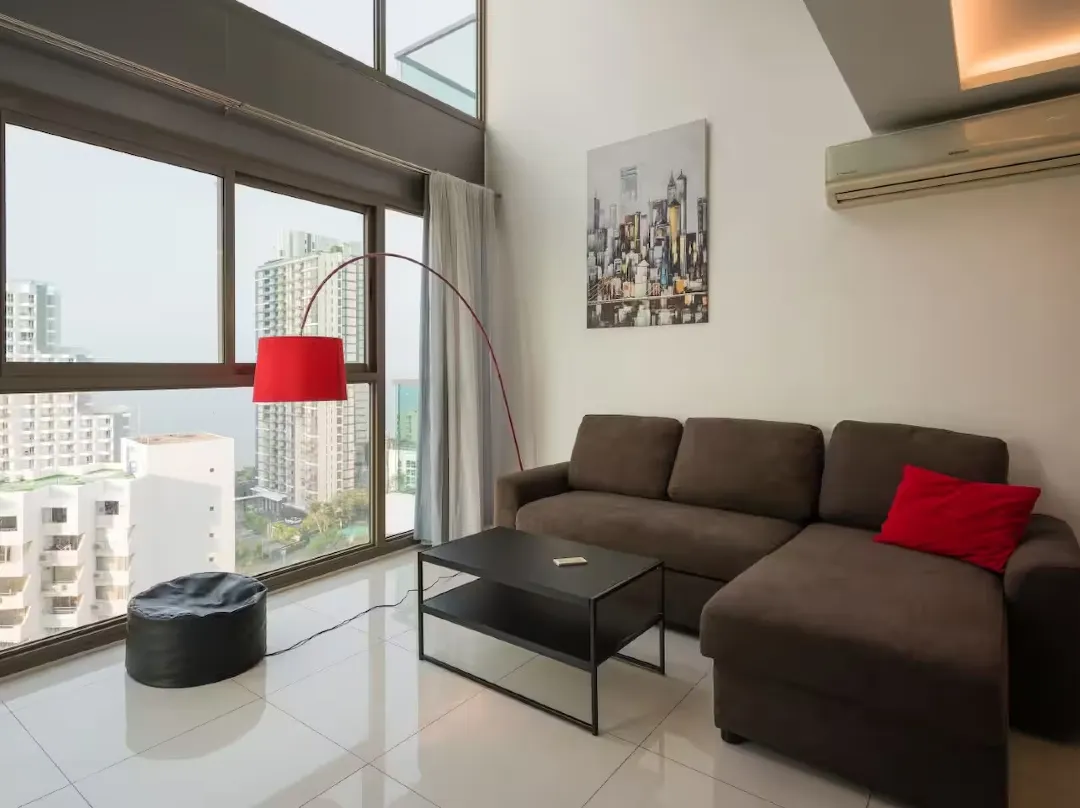 Wongamat Tower Duplex 1-bedroom Free Electricity - Pattaya City