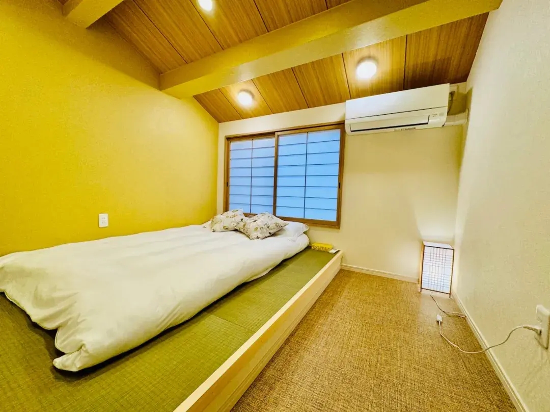 Luxuriant Flowers - Osaka