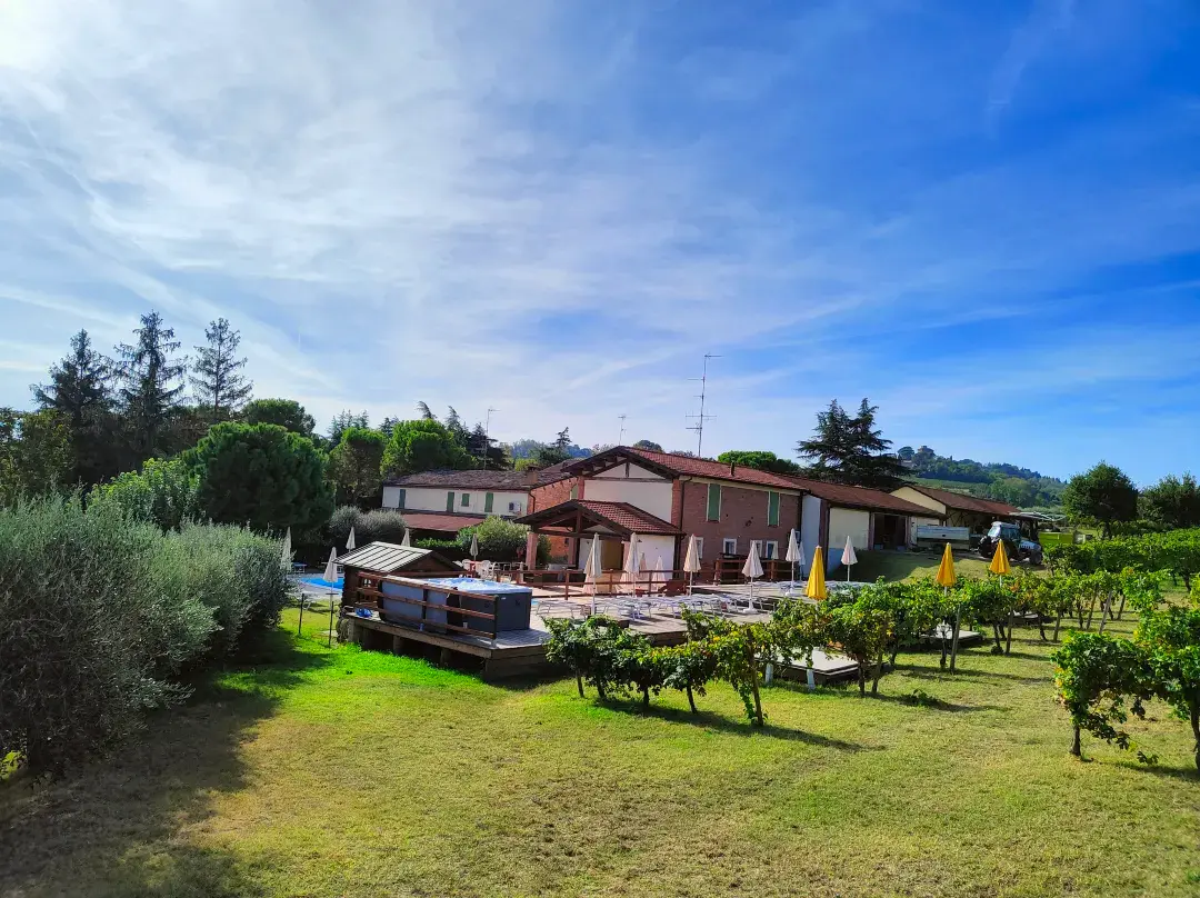 Agriturismo E Cantina La Sabbiona - Emilia-Romagna
