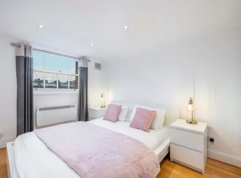 The Fitz - By Frankie - Bloomsbury