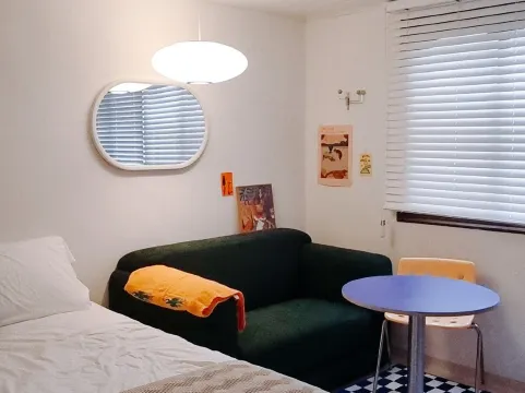 #Dmc St. Hongik University Station, Cozy 2rooms, Luxury Mattress, Airport Railroad 3 Minutes - Goyang-si