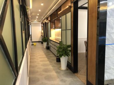 Jinhai International Hotel (Yueyanglou Railway Station Pedestrian ...