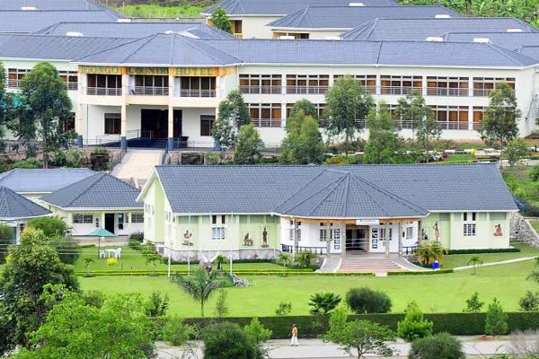 伊贡戈文化中心和乡村酒店(Igongo Country Hotel & Cultural Centre)预订价格,联系电话位置地址【携程酒店】