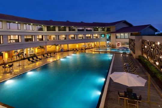 阿玛诺拉蕨草俱乐部酒店(Amanora the Fern Hotels & Club)预订价格,联系电话位置地址【携程酒店】