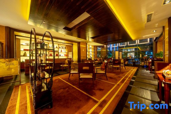 Grand International Hotel 預約 / 交通資訊 - NAVITIME Transit