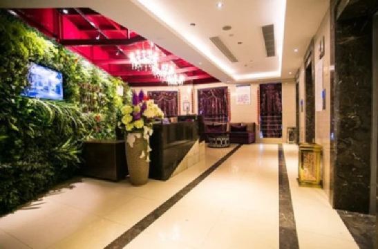 Quzhou Tianyu Theme Hotel (Wuyue Plaza Branch) in Quzhou | 2025 Updated ...