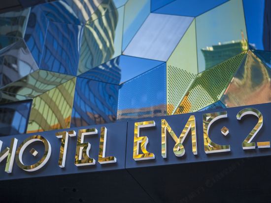 Hotel EMC2, Autograph Collection Chicago - 2022 hotel deals - Klook ...