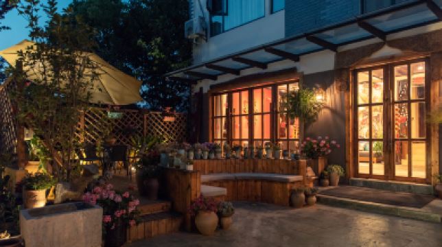 Dian Chi Lake Villa in Kunming | 2024 Updated prices, deals - Klook ...