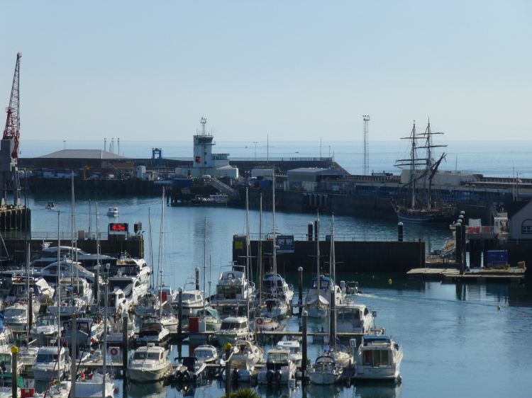 Liberty Wharf Apartments ในSaint Helier | ราคาและดีลใหม่ในปี 2023 ...