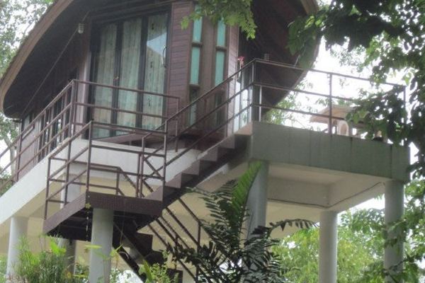 广洲瀑布天然疗养胜地(Kwangchow Waterfall Natural Resort)预订价格,联系电话位置地址【携程酒店】