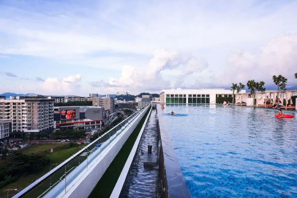 悠姆家庭豪华无边际游泳池酒店 - 可入住 7 人(YOOM Families Luxury Infinity Pool 7 Pax)预订价格 ...