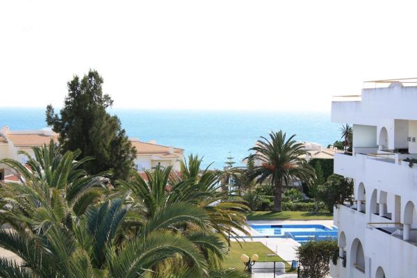 Senhora da Rocha Apartments with Swimming Pool预订价格,联系电话位置地址【携程酒店】