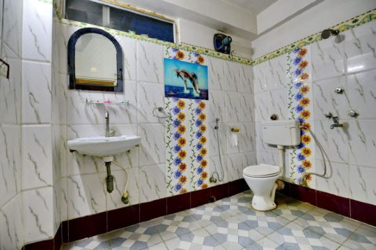 经典酒店(Hotel Classic Inn)预订价格,联系电话位置地址【携程酒店】